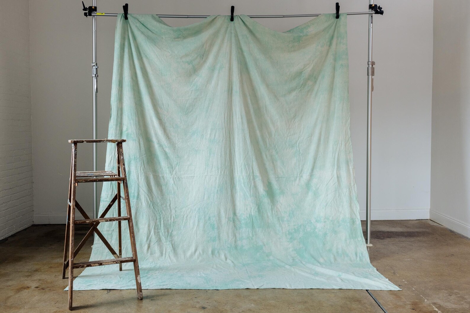 Hand-dyed Canvas Backdrop / Seamless Fabric Photo Background in SEAFOAM ...