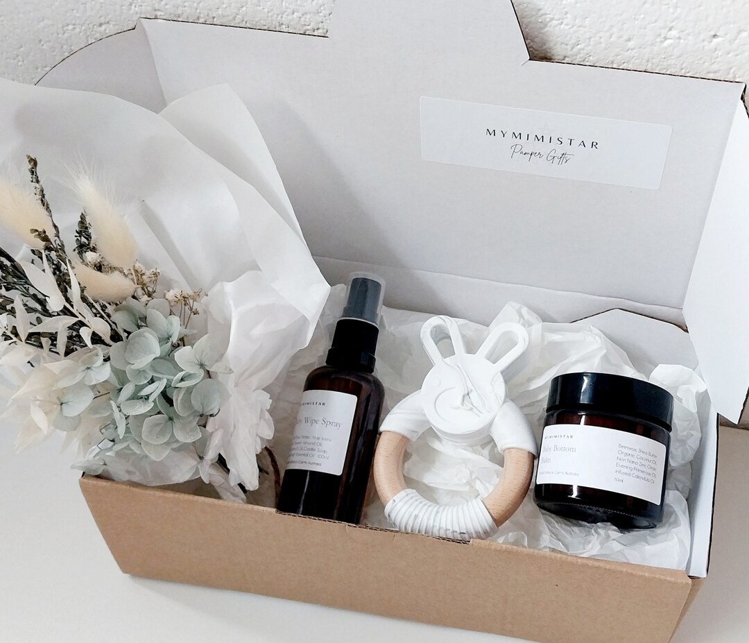 Baby Care Gift Basket, Baby Pamper Gift Set Basket, Mum and Baby Pamper ...