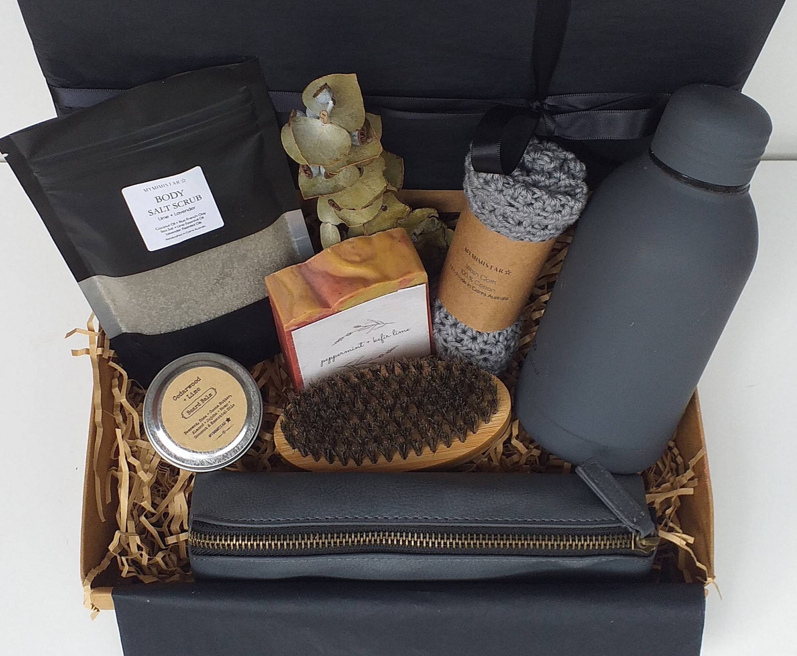 Men's Pamper Gift Set: Beard Grooming Kit, Handmade Soap & Water Bottle ...