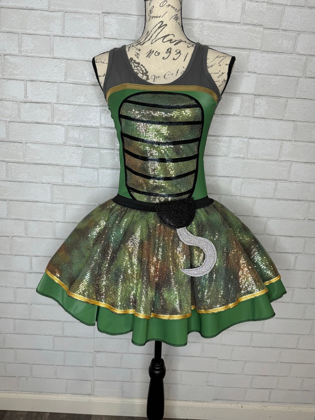 CROC Inspired Cosplay Running Costume Outfit - Etsy