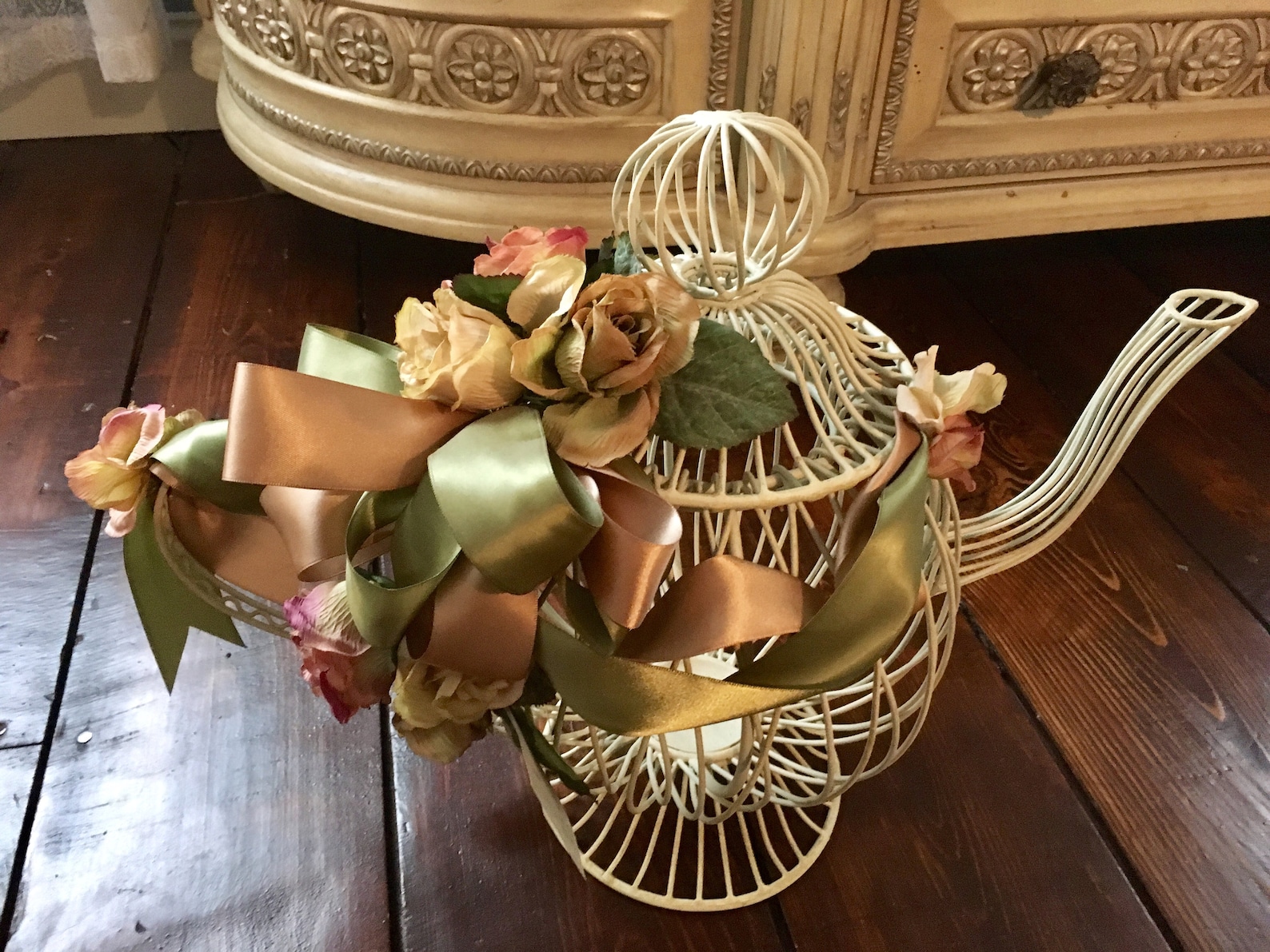 LARGE TEAPOT CENTERPIECE, Garden Party Centerpiece, Tea Party ...