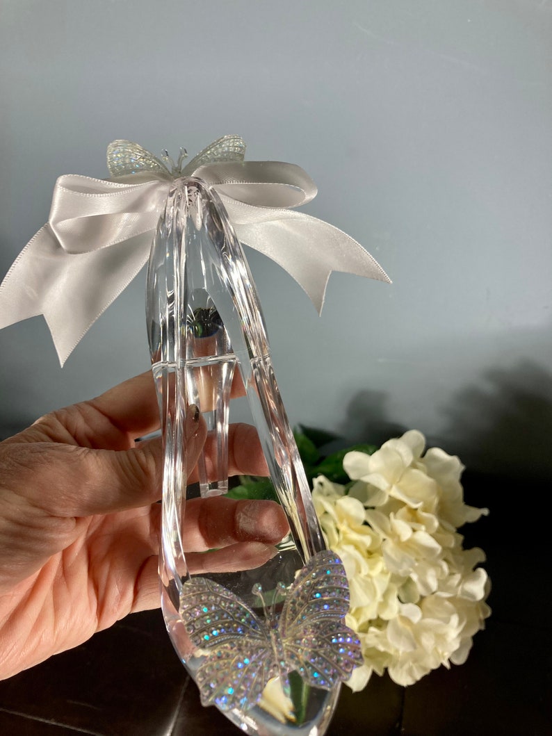 CINDERELLA SLIPPER Cinderella Cake Top Glass Slipper Cake - Etsy