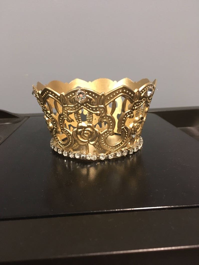 CROWN CENTERPIECE Royal Wedding Centerpiece Prince Birthday | Etsy