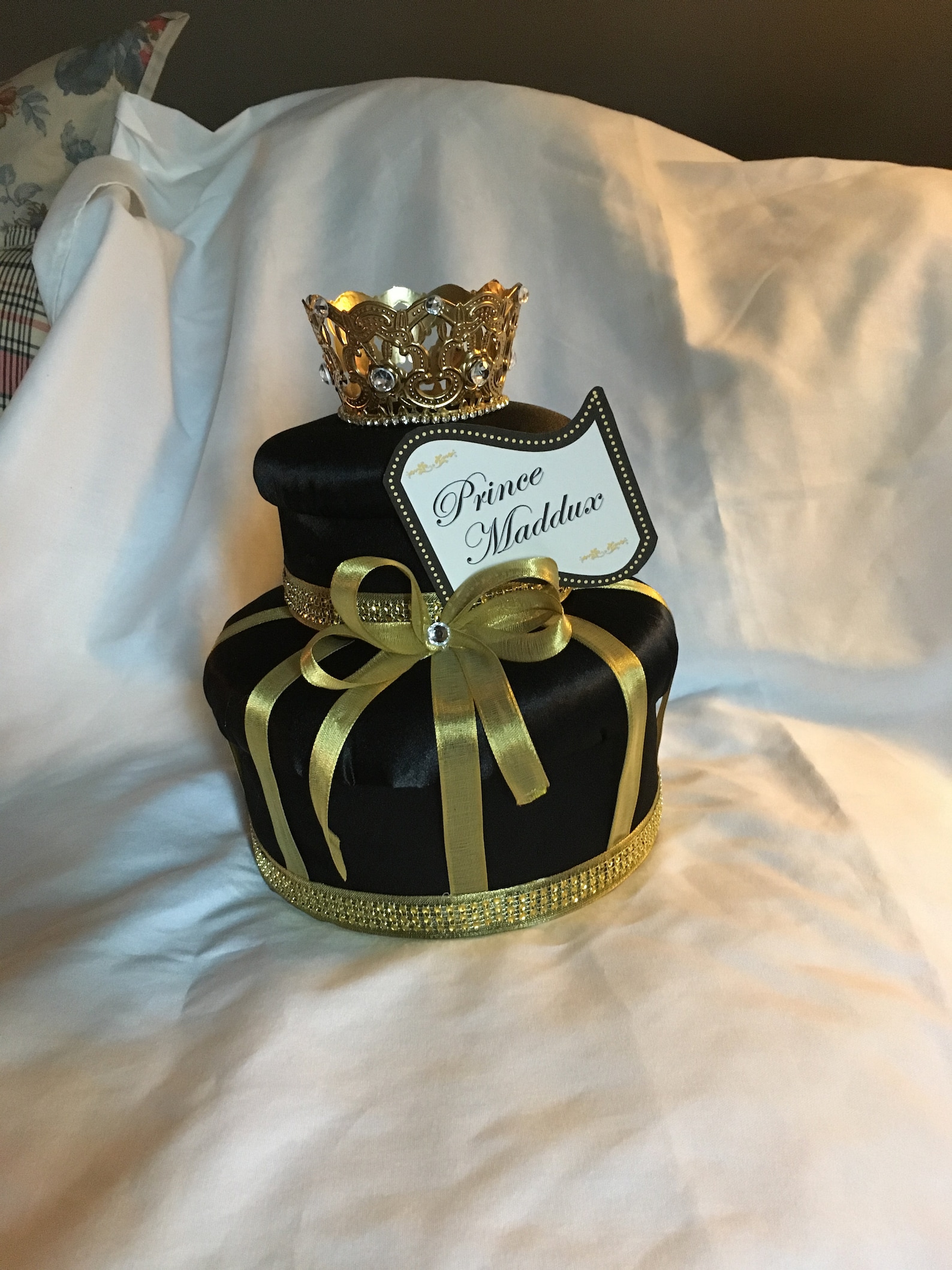 CROWN CENTERPIECE Royal Wedding Centerpiece Prince Birthday - Etsy