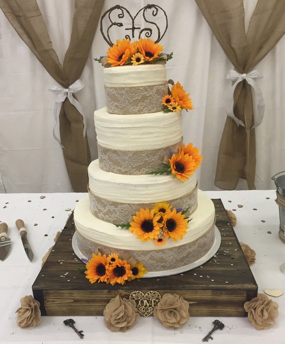 Square Rustic Wedding Cakes With Burlap