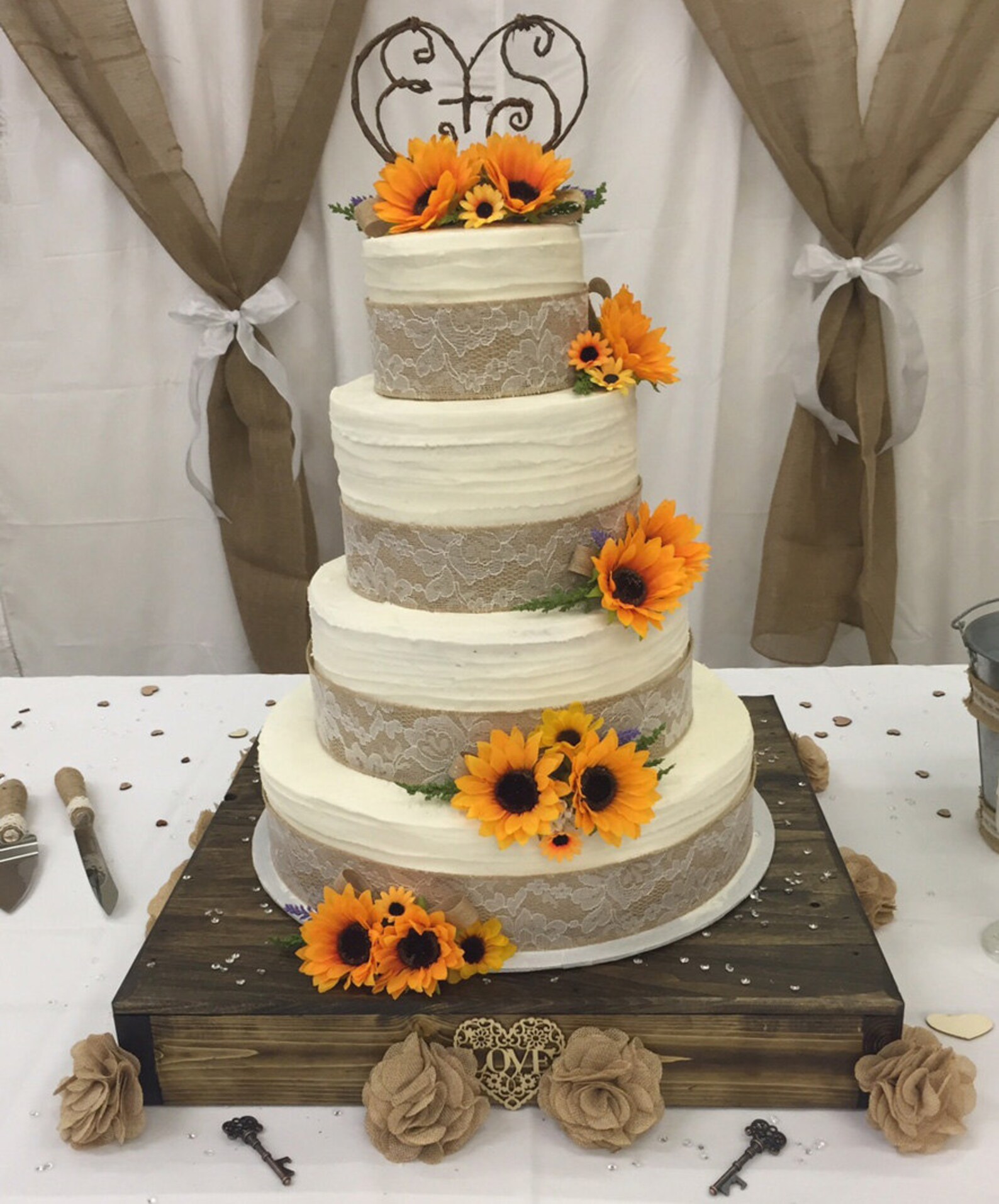 Rustic Reclaimed Wood Square Cake Stand, 18x18 Wedding Display - Etsy