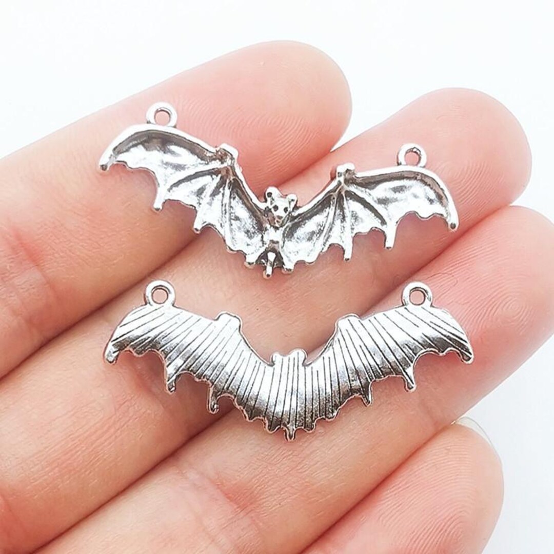 10 or 25PCS Antique Silver Tone Bat Connector Pendant 17x42mm JHS806 ...