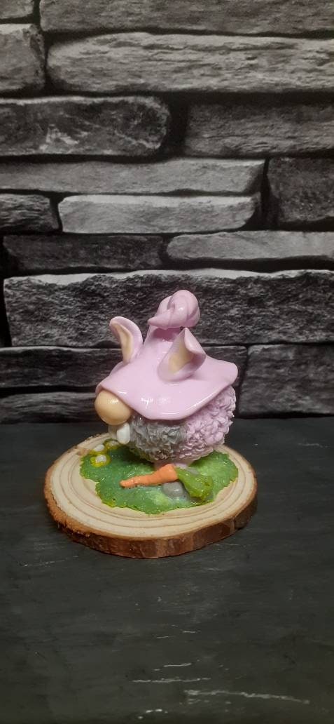 Handgefertigter Fimo Frühlingskaninchen Gonk in Pastellfarben. | Etsy