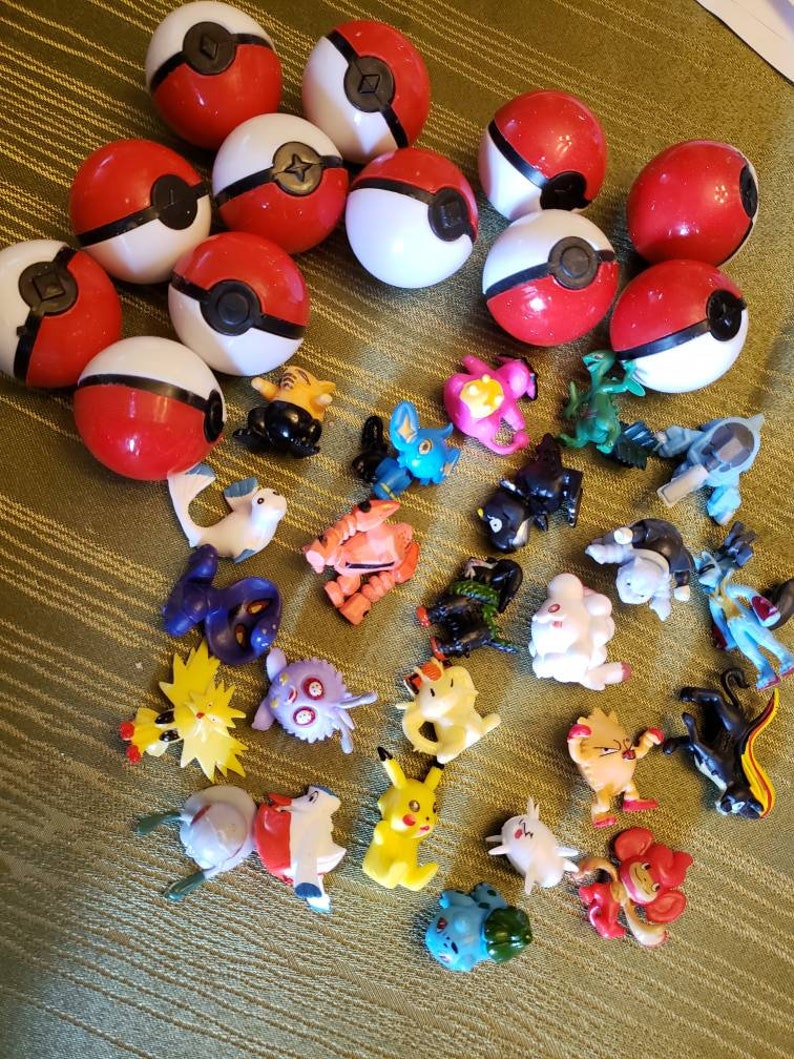 Pokemon Party Favors 12 Pokeballs and 24 Figurines Pikachu | Etsy