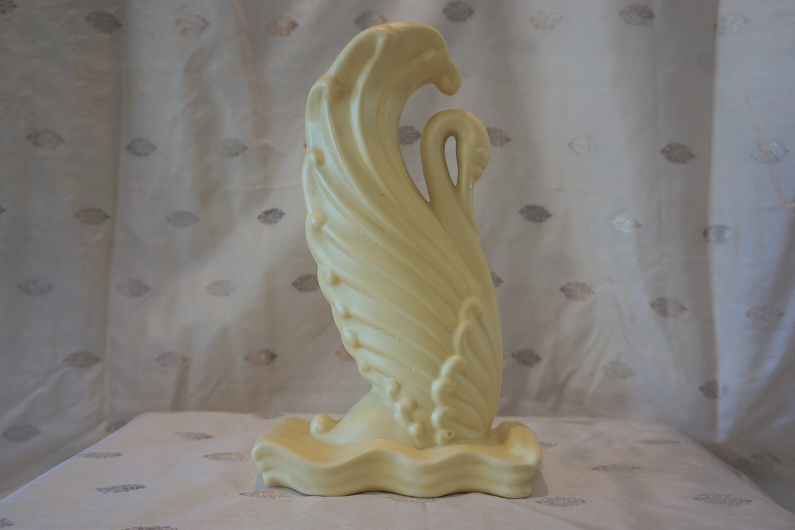 Mid-century Modern Yellow Swan in Rushes Vase, Vintage Vase - Etsy