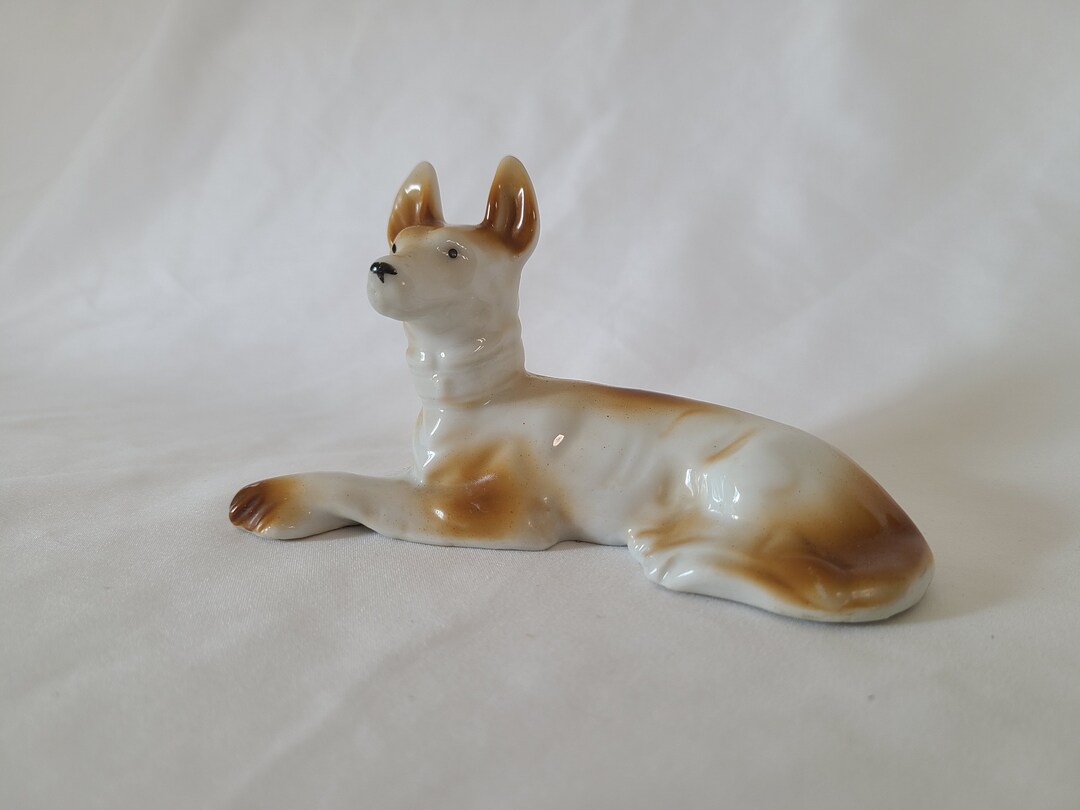 Vintage Greyhound Reclining Dog Crossed Paws Figurine Made in Japan - Etsy