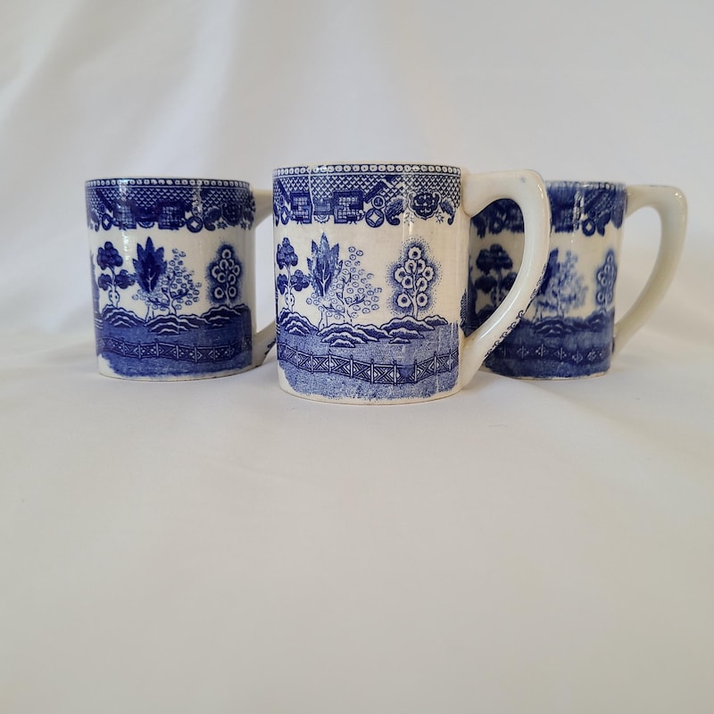 Blue Willow Mugs - Etsy