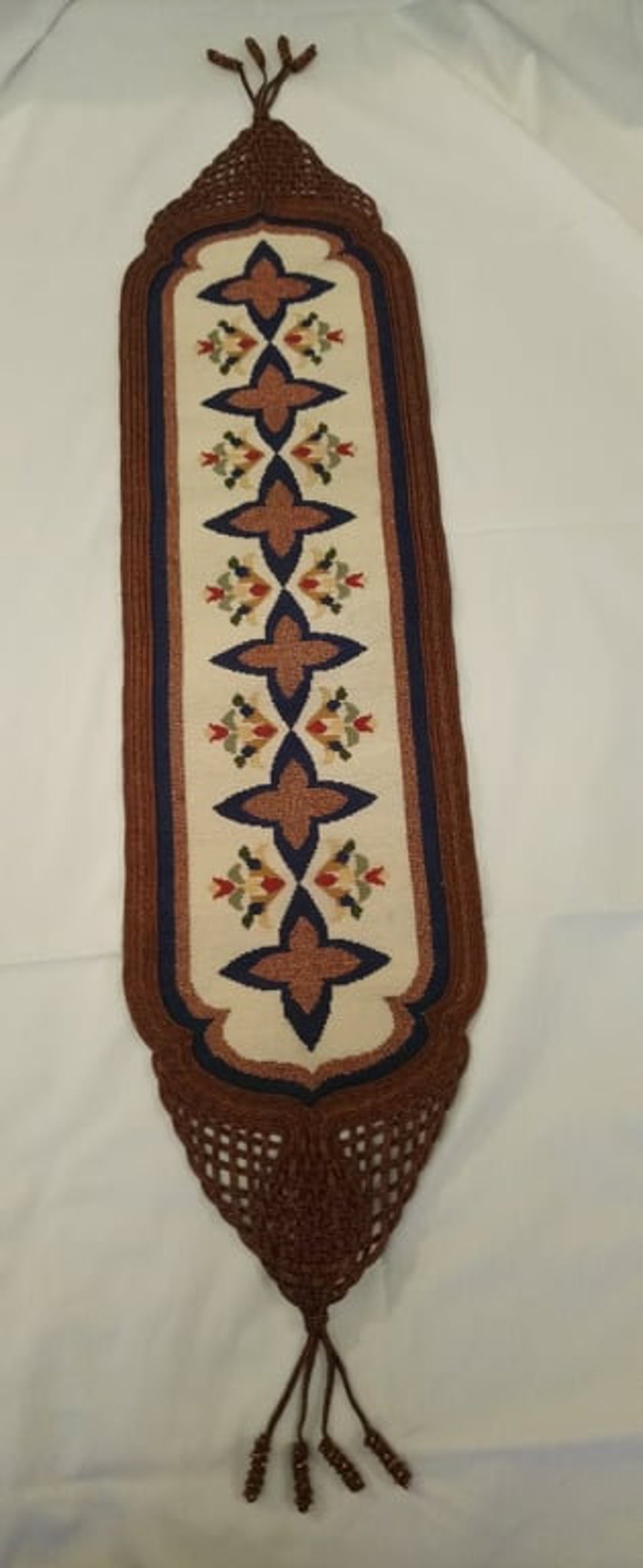 Luxury Table Runner Embroidery, Cross Stitch Technique - Etsy