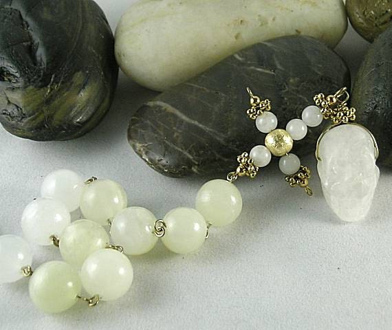 Credo Cross and Crystal Skull Paternoster Tenner Memento | Etsy