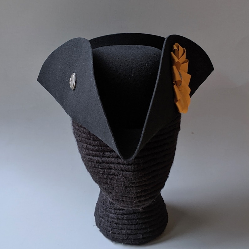 Captain's Tricorn Colonial Military Cockade Hat | Etsy