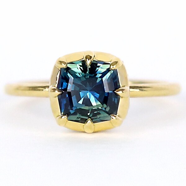 Gold Sapphire Ring - Etsy