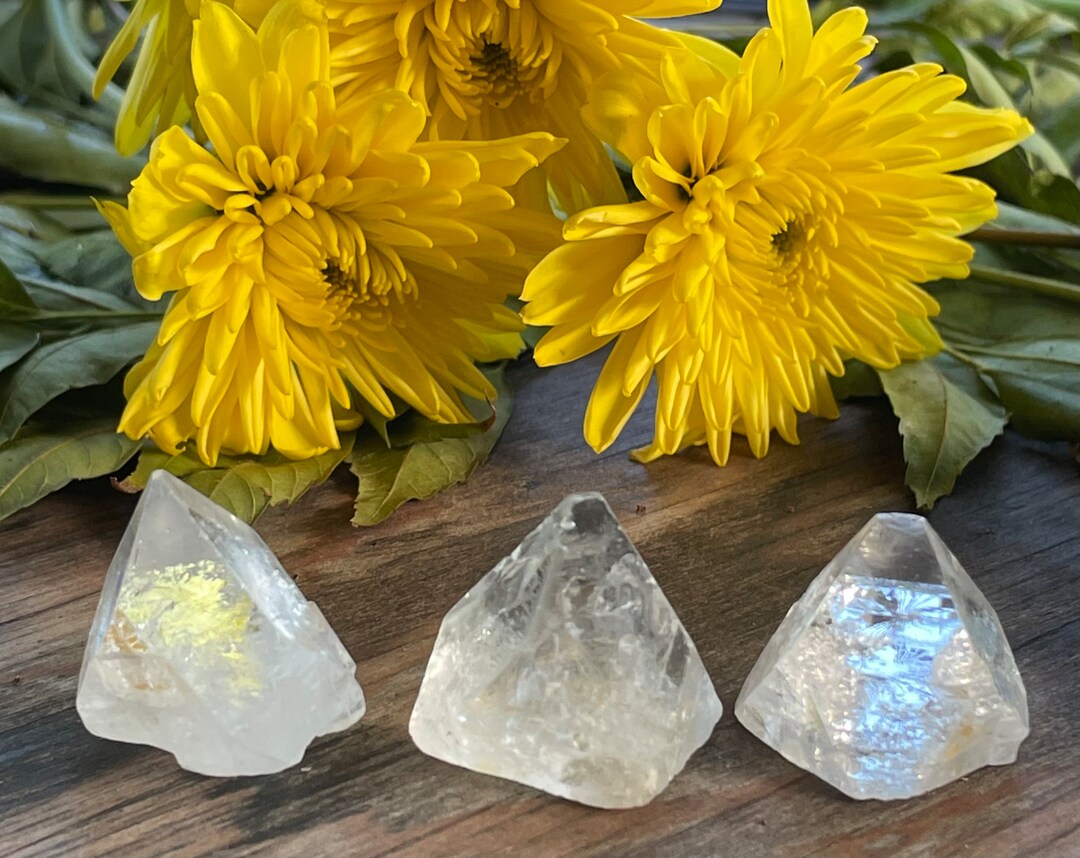 Apophyllite, Apophyllite Point, Qty. 1 SMALL Point - Etsy