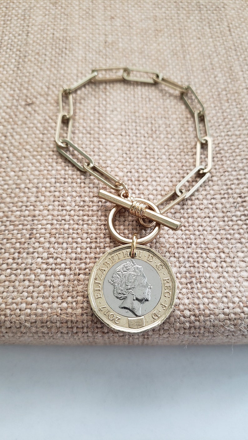 Queen Elizabeth Coin Bracelet: Gold-plated Paperclip Chain, British ...