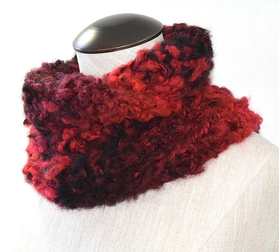 Pip - This Snood With Multiple Shades of Red is Perfect for the Winter ...