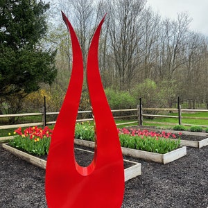 Abstract Tulip Sculpture, Hand Made From Steel and Powder Coated. Tulip ...