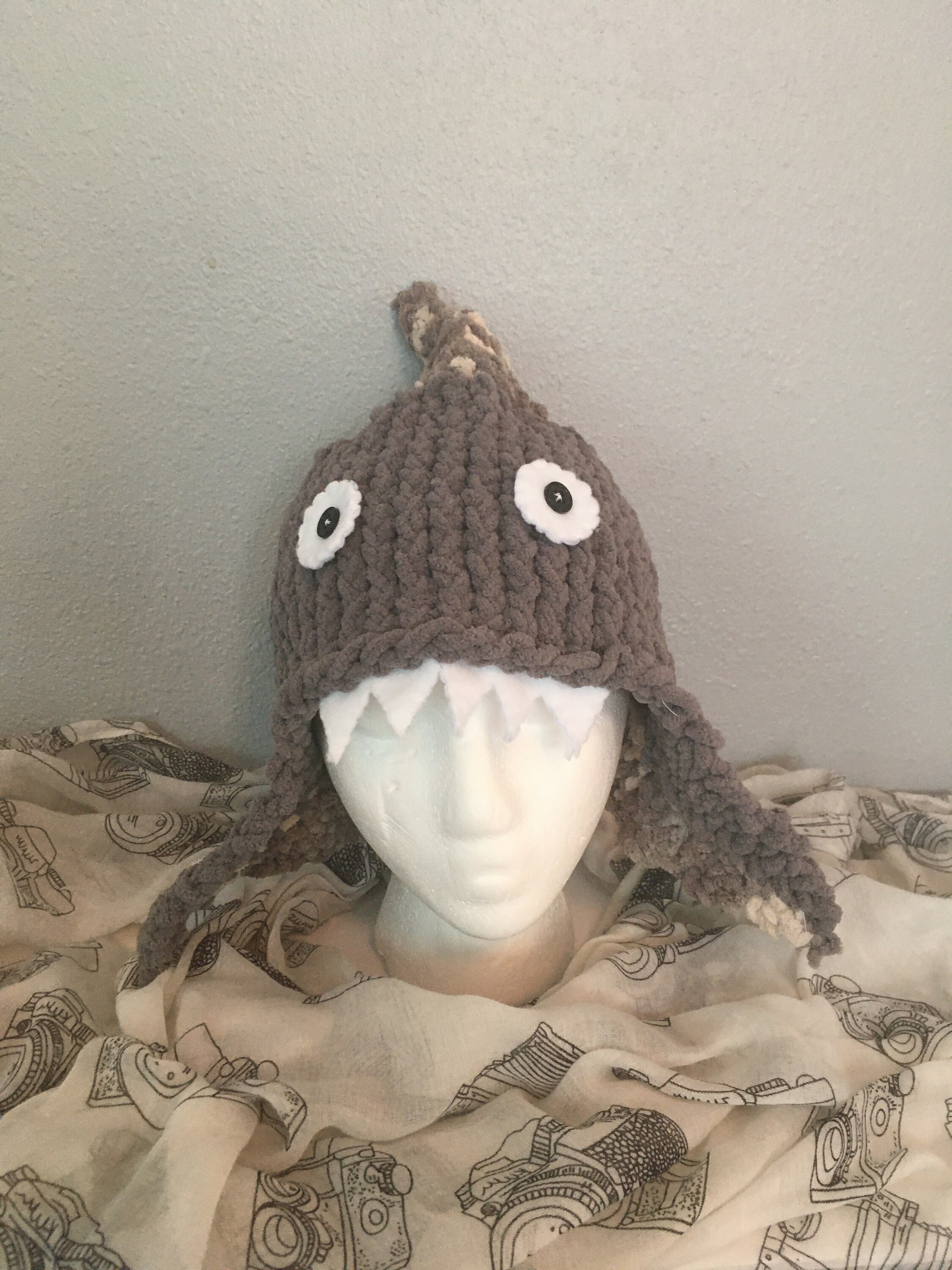 Shark Hat Knitting Pattern