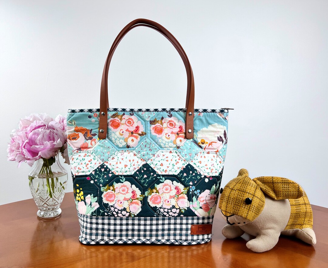 Modern Quilted Hexagon Patch Totes; Quilted Hexagon Patchwork Bag ...