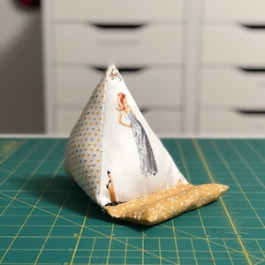 Phone Stand Pillow Sewing Pattern; PDF Instant Download | Www ...
