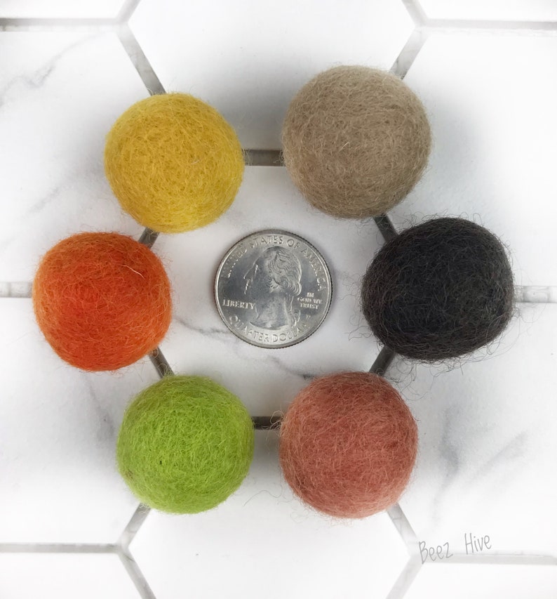 Fall Felt Ball Garland, Autumn Pompom Garland, Rustic Home Decor ...