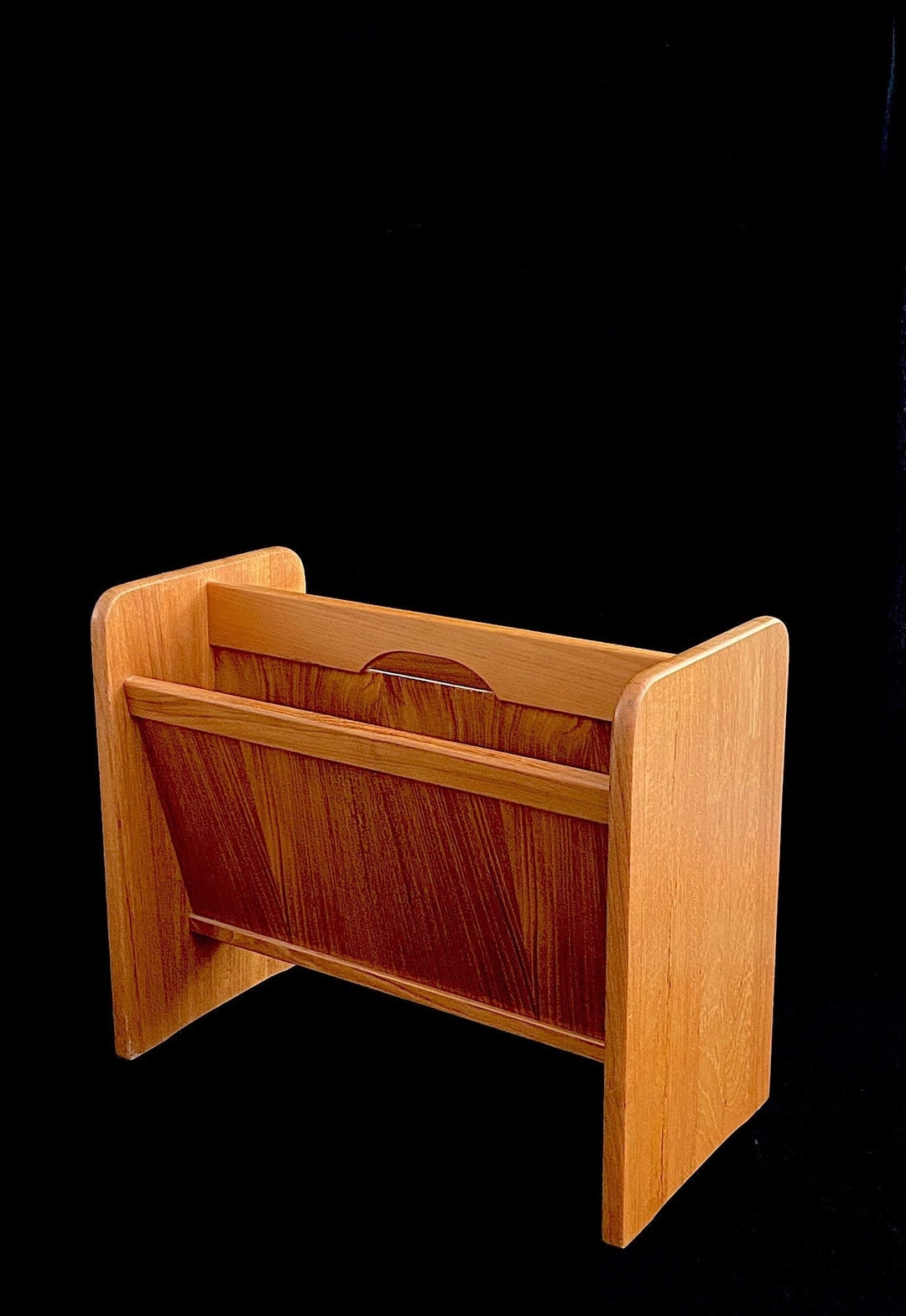 Vintage 1970s Danish Modern Teak Wood Magazine Holder Caddy Rack FBJ ...