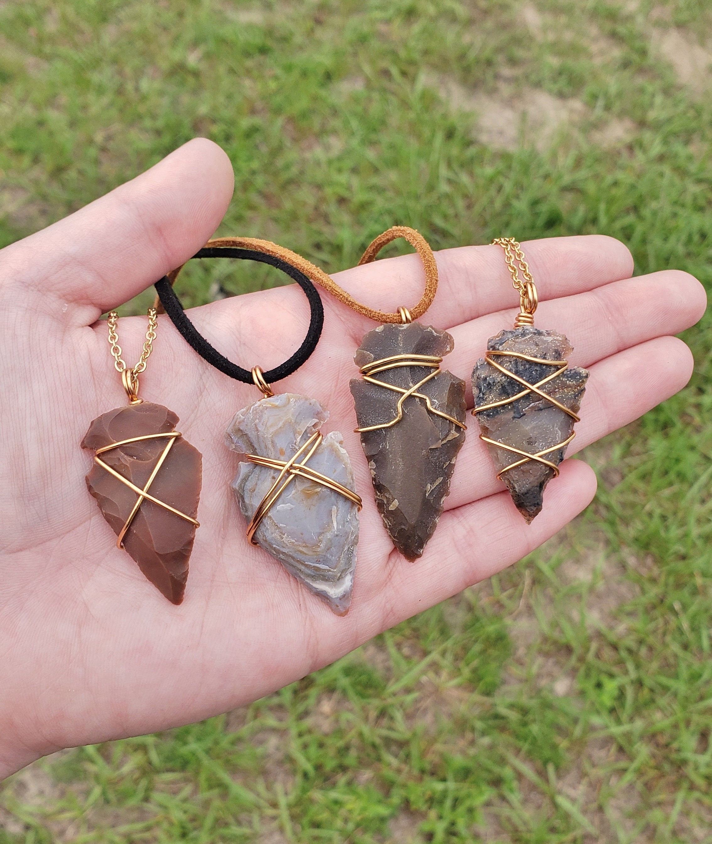 Modern Arrowhead Drawing