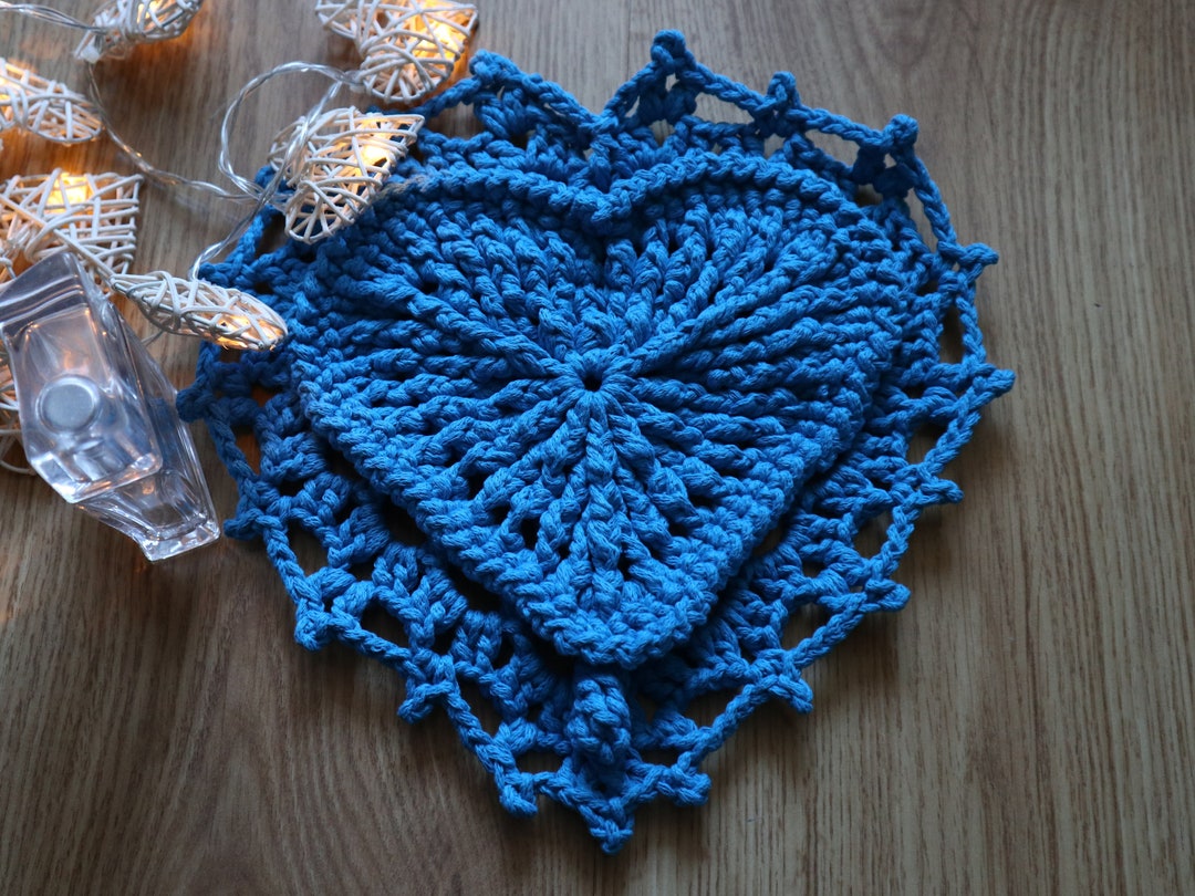 Heart-shaped Centerpiece, Blue Heart Doily, Chunky Coffee Table Decor ...