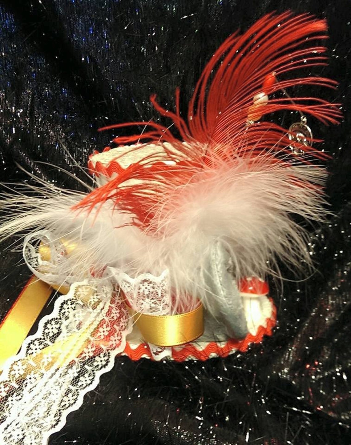 The Dormouse Alice in Wonderland Bespoke Mini Top Hat Mad Hatter Tea ...