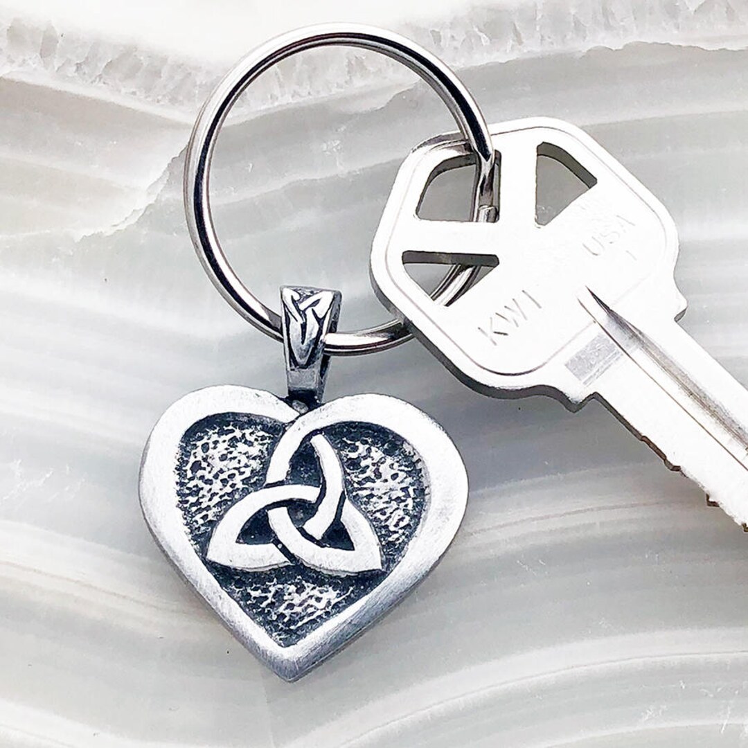 Celtic Trinity Knot Heart Keychain: Pewter Key Ring, Handcrafted USA - Etsy