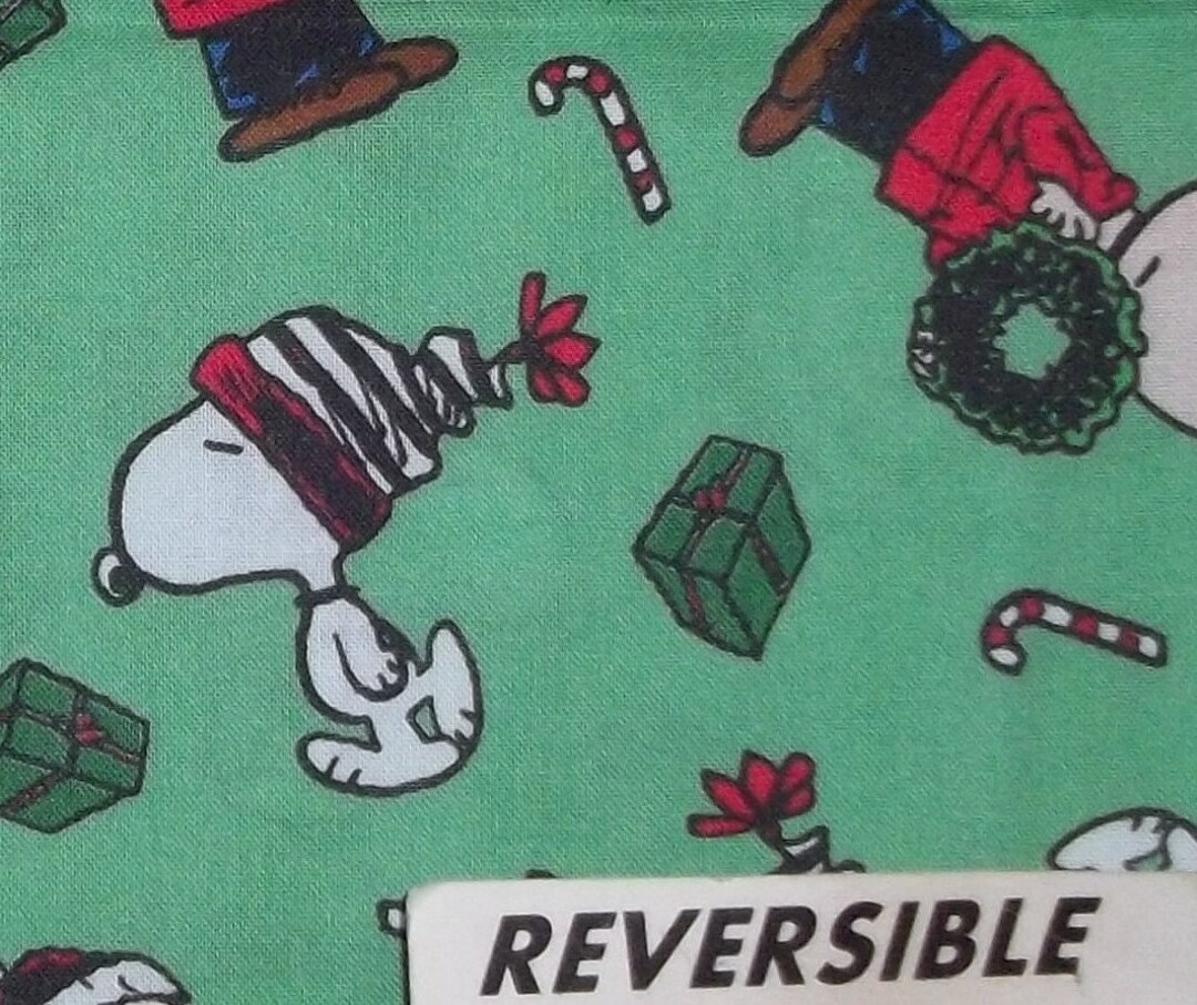 SNOOPY and Charlie Brown Christmas REVERSIBLE Waitress/server Aprons 3 ...