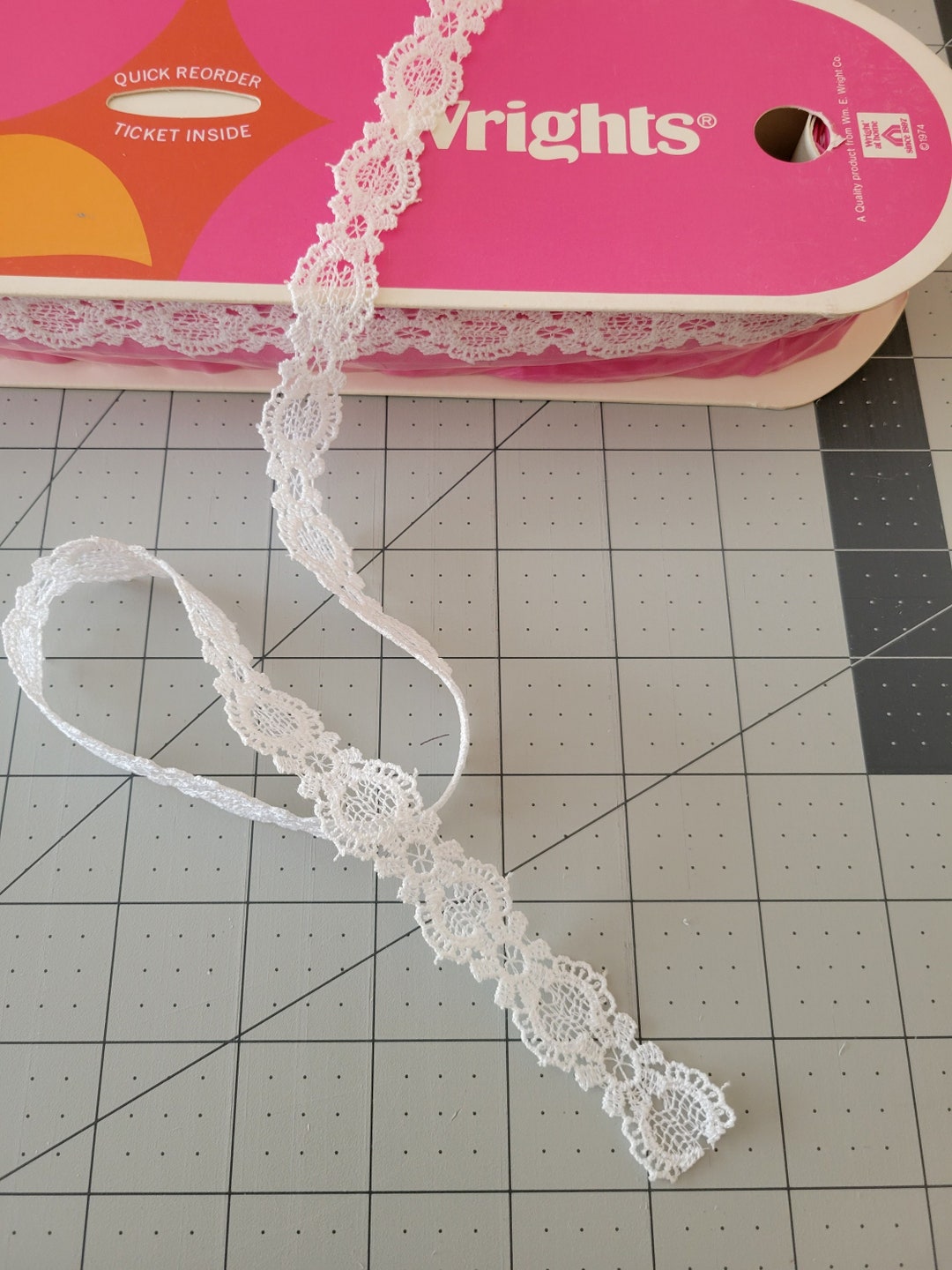 4 Yards of Wright's White Galloon Edge, Cotton Lace, Non-stretch Cluny ...