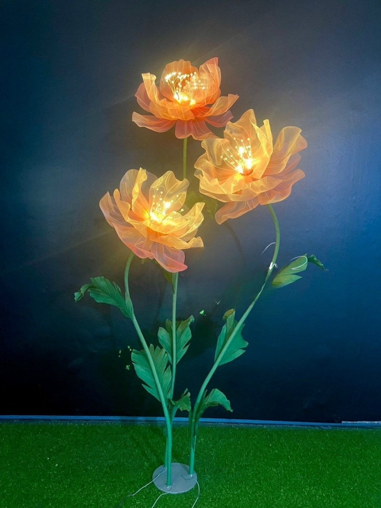 Stunning Floral With Lights, Oversized Flowers Backdrop Decoration ...