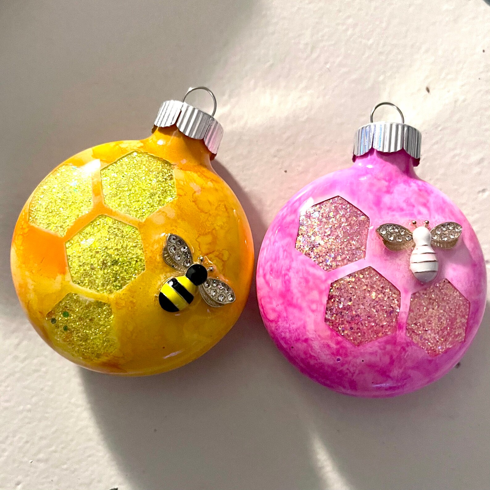Honey Bee Christmas Holiday Tree Ornament - Etsy