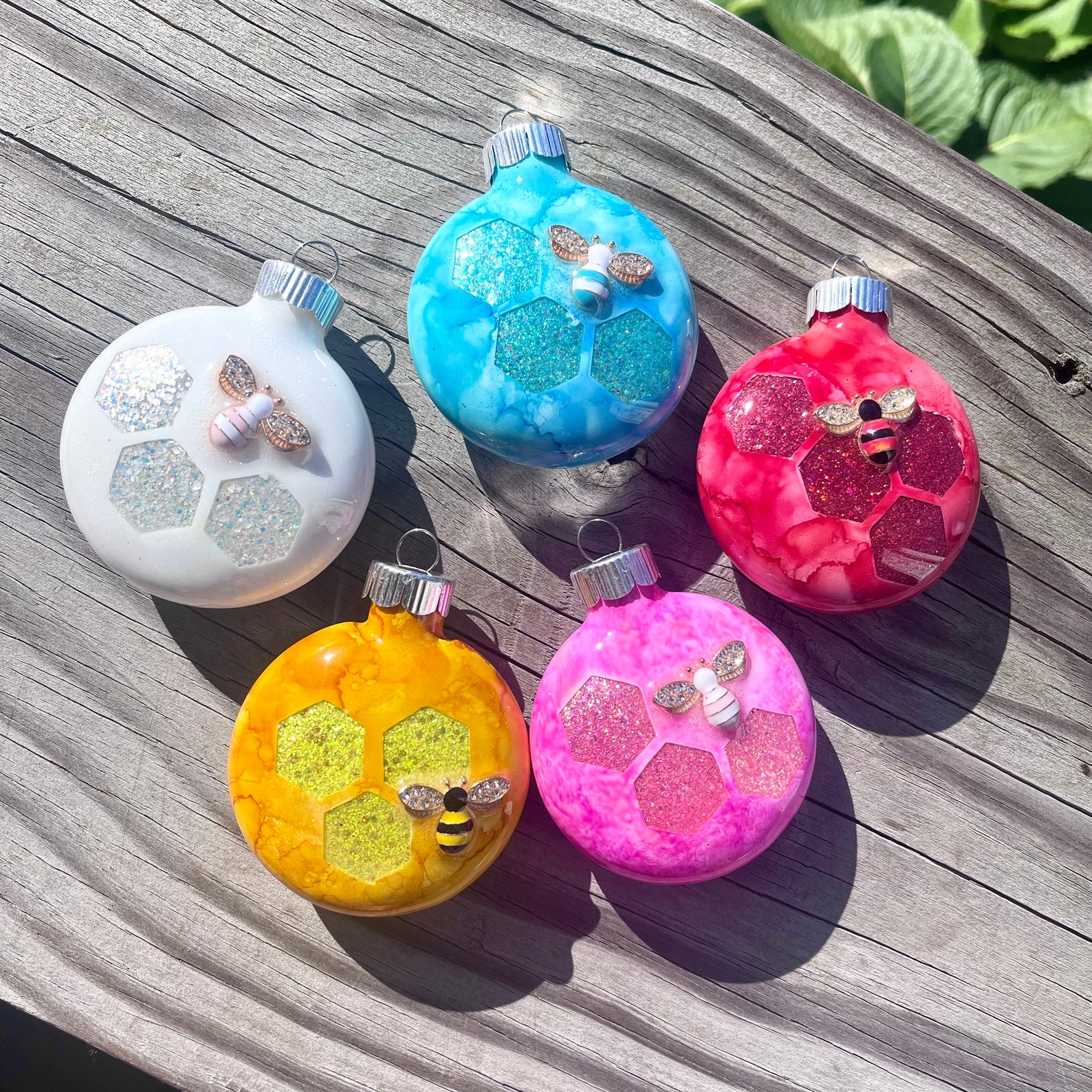 Honey Bee Christmas Holiday Tree Ornament - Etsy