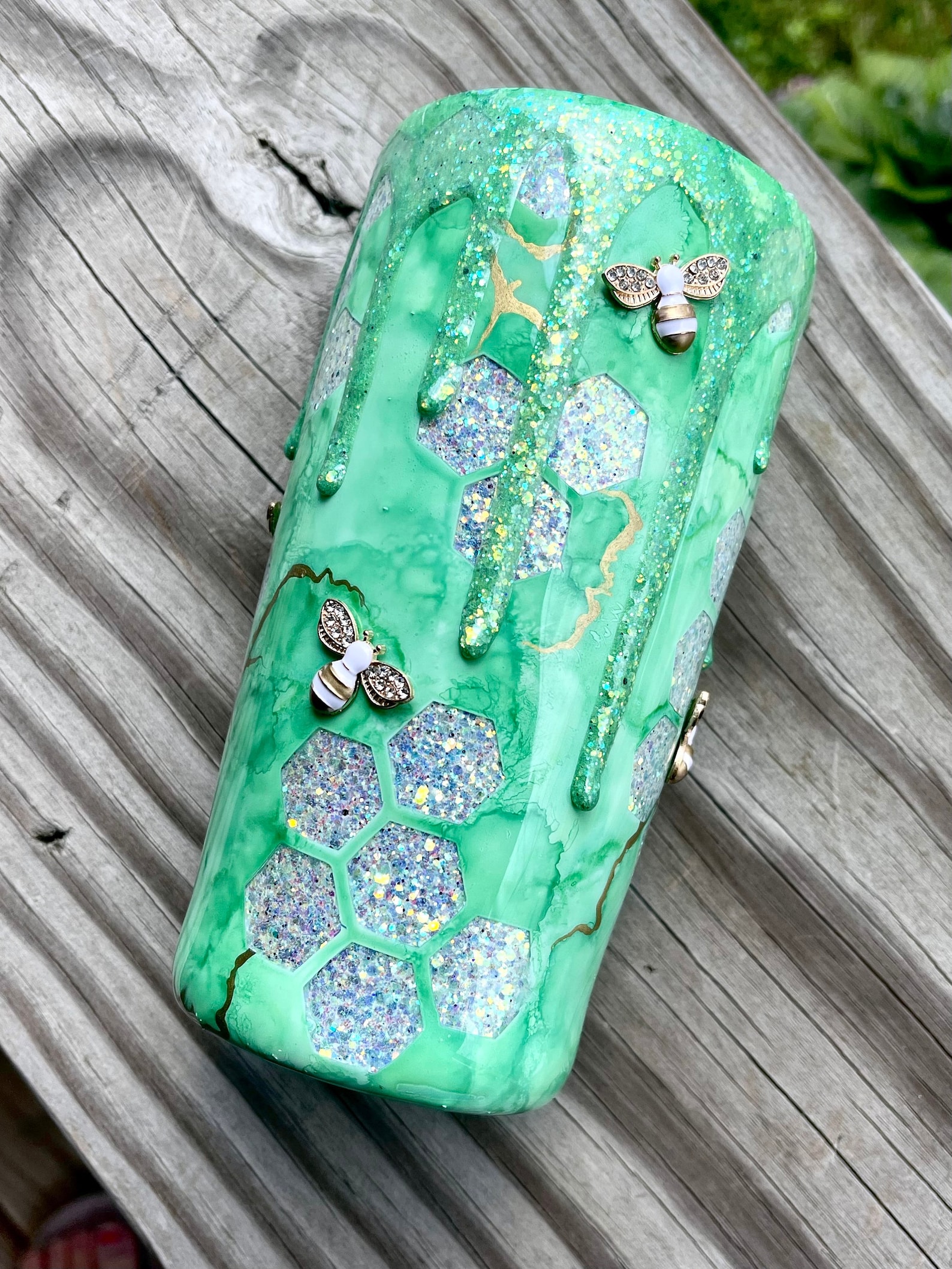 Light Green “jade Bee” 3D Honey Bee Drip Honey Comb Tumbler Bumble Bee ...