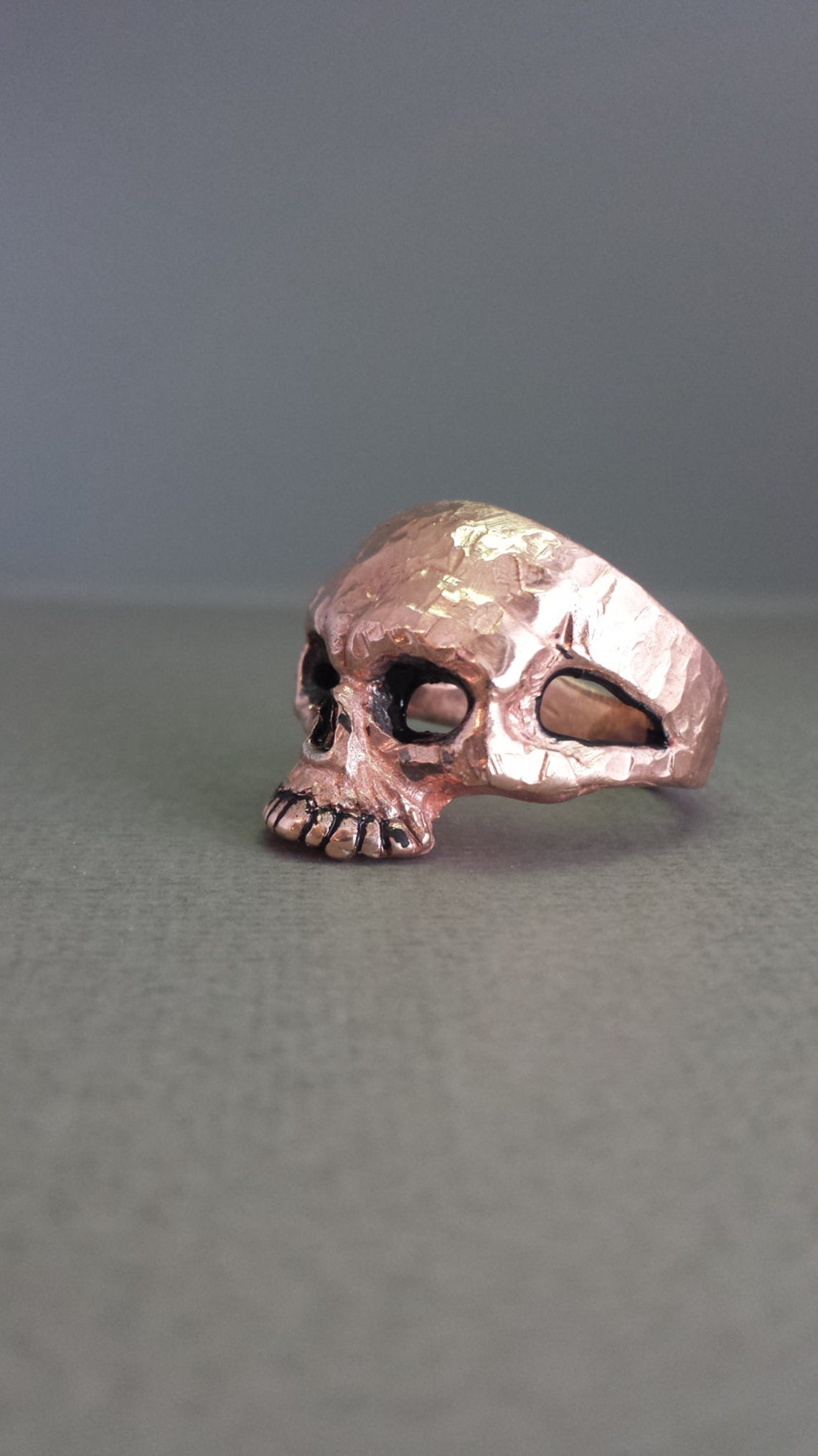 14K Rose Gold Skull Ring With Hammered Finish - Etsy