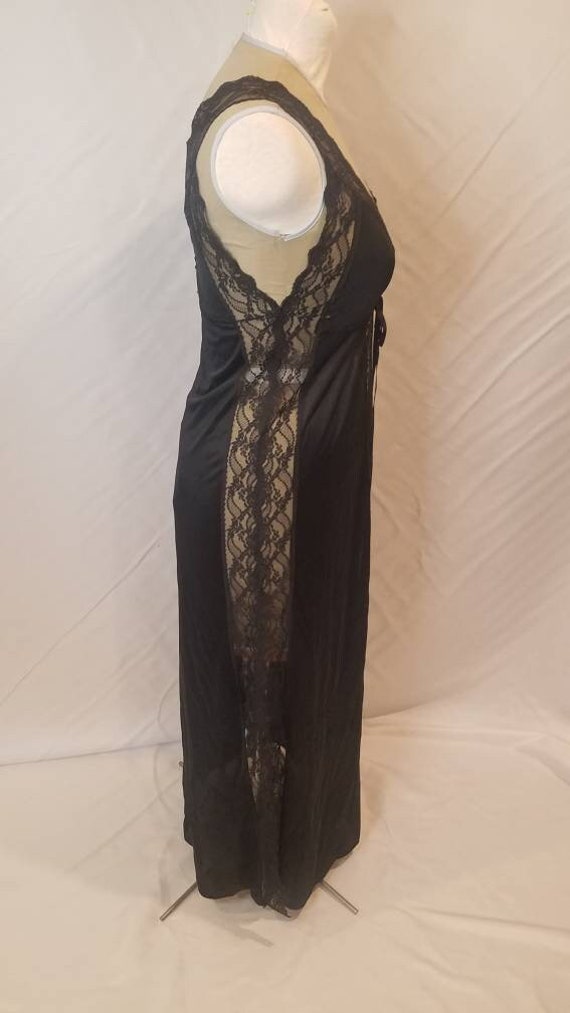 Vintage Slip Black Lace Gem
