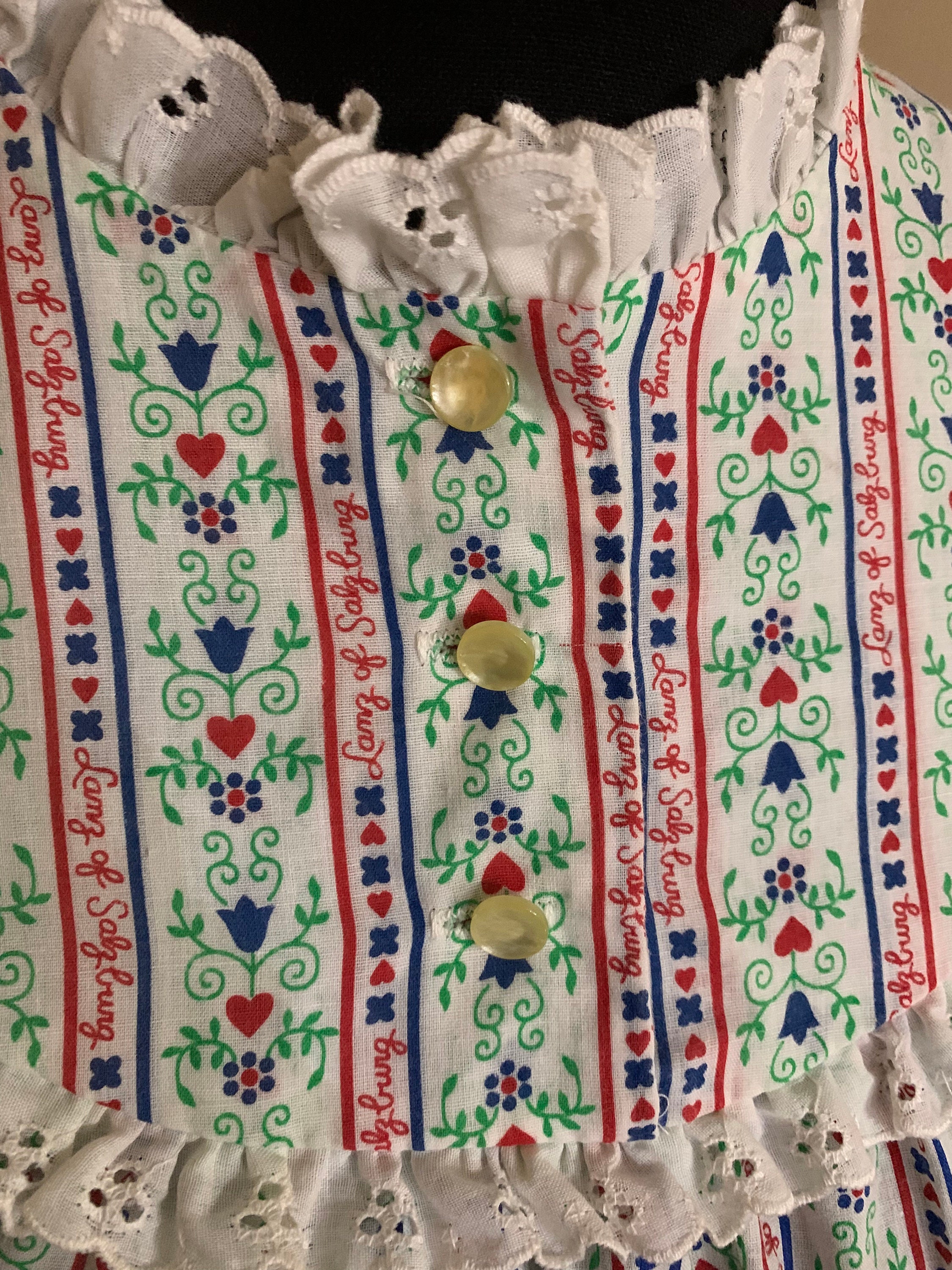 80s Core 1980s Grandma Cottage Core Night Gown in Great Condition. Lanz ...