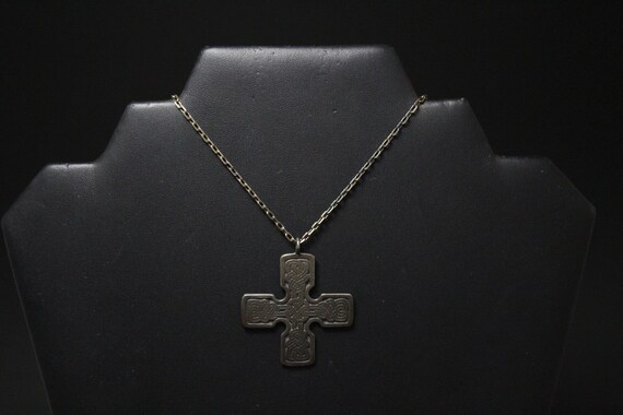 Sterling Silver Celtic Cross Necklace, Celtic Jewelry… - Gem