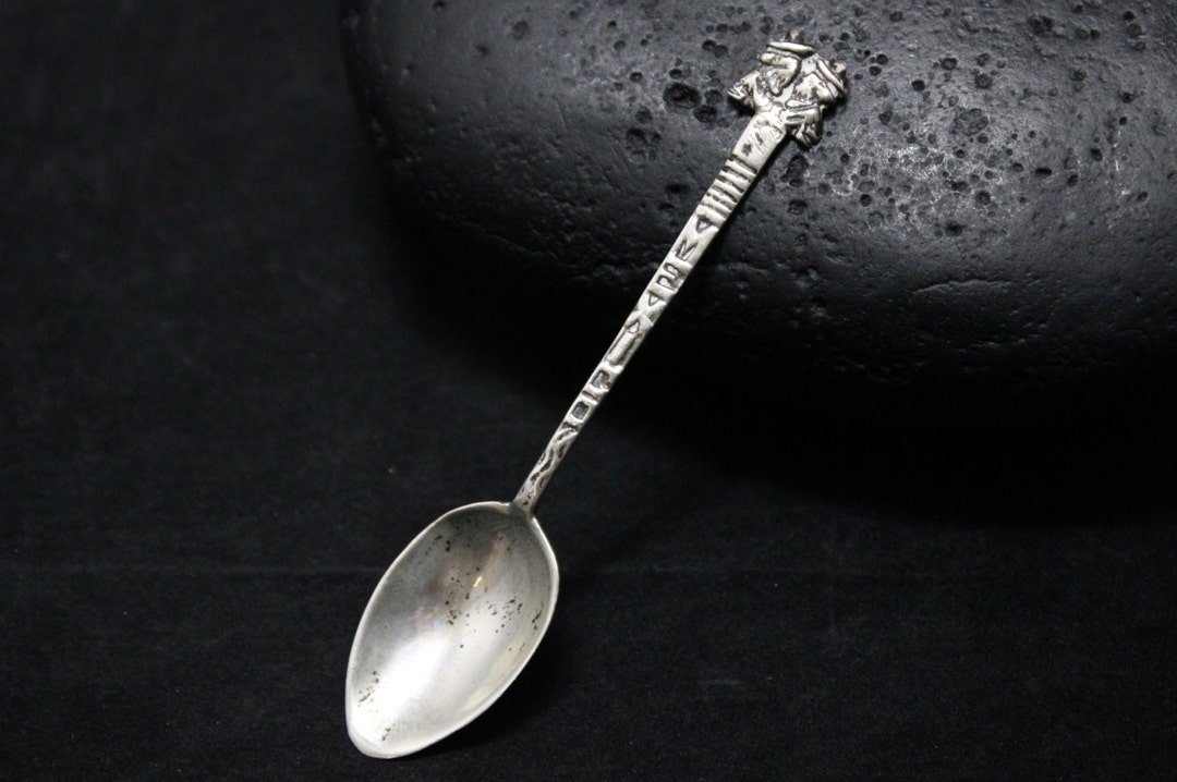 Vintage 850 Silver Mexico Souvenir Spoon With Two Sleeping in Sombrero ...
