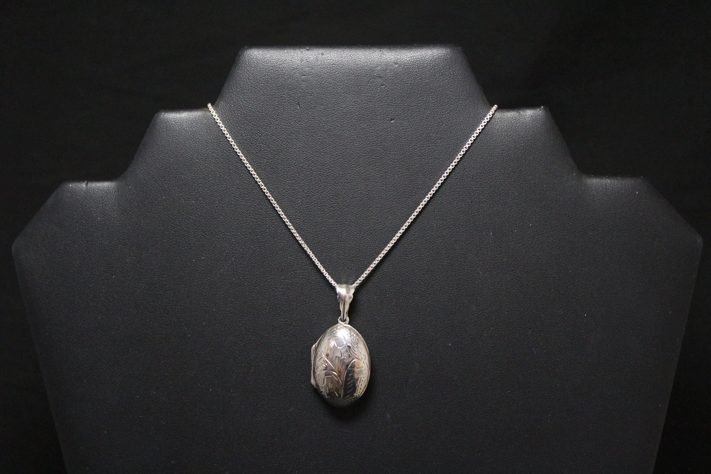 Silver Tooled Oval Locket on Sterling Box Chain, Silver Oval Locket ...