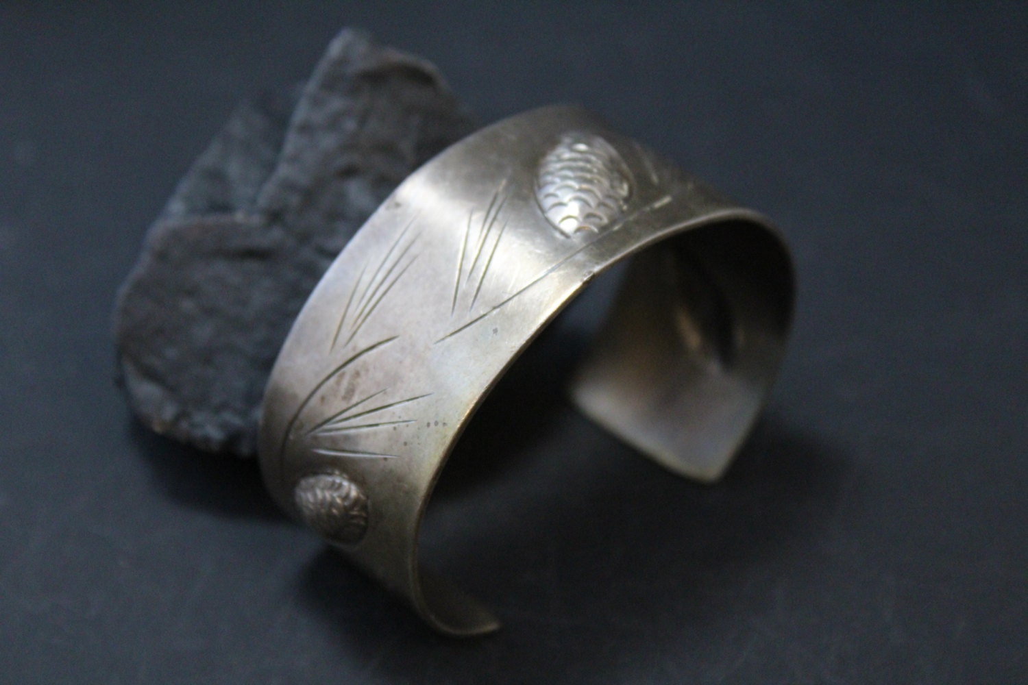 Sterling Silver Signed Stuart NYE Pine Cone Cuff Bracelet