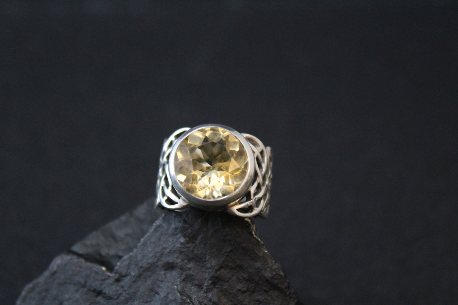 Sterling Silver Retired Silpada Citrine Cocktail Ring