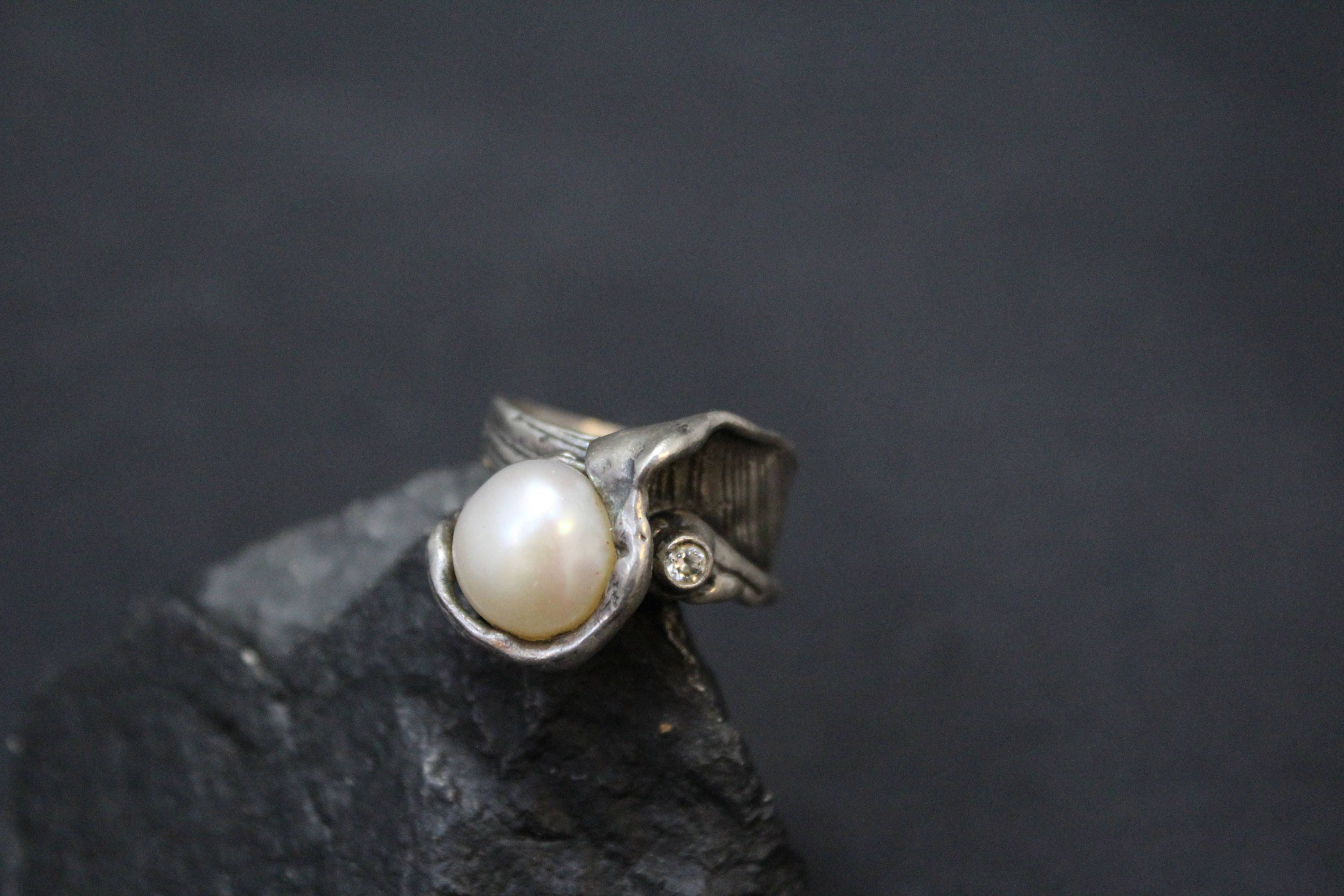 Sterling Silver Brutalist Pearl and CZ Ring, Free Form Sterling Silver ...