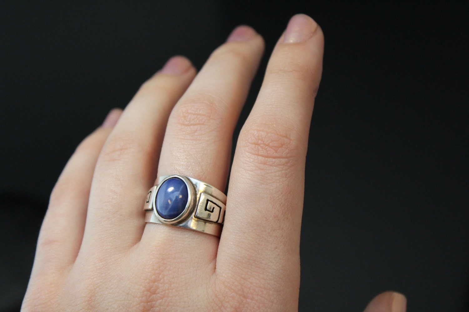 Sterling Silver and Synthetic Star Sapphire Greed Key Unisex Band Ring