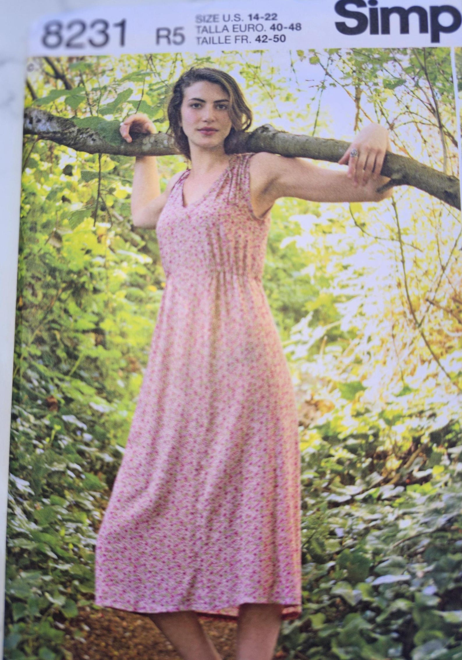 Simplicity 8231 Pattern Misses Dress in Two Lengths. Sizes 14 - 22 ...